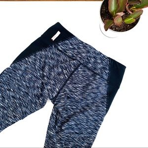Zella | Pants & Jumpsuits | Zella Navy Blue And White Cropped Yoga ...